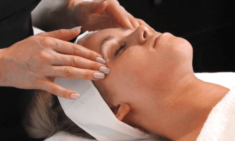 Choose the perfect facial treatment, mask or chemical peel for your skin.